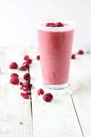Raspberry Coconut Smoothie {skinny, dairy free, vegan}