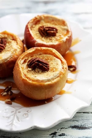 Cheesecake Stuffed Baked Apples - Creme De La Crumb