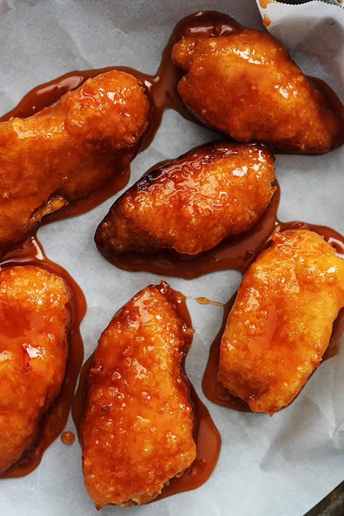 Slow Cooker Honey Chipotle Chicken Wings - Creme De La Crumb