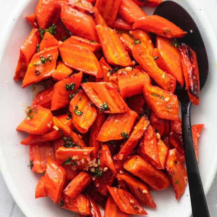 Roasted Honey Garlic Glazed Carrots - Creme De La Crumb