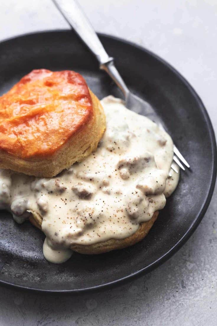 Biscuits and Sausage Gravy - Creme De La Crumb