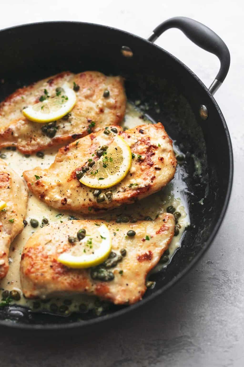 Creamy Lemon Chicken Piccata - Creme De La Crumb