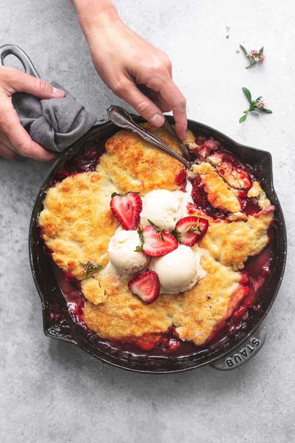 Fresh Strawberry Cobbler Recipe - Creme De La Crumb