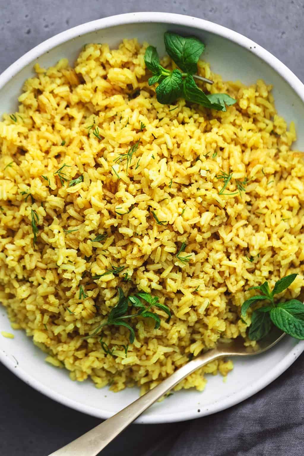 Greek Lemon Rice - Creme De La Crumb