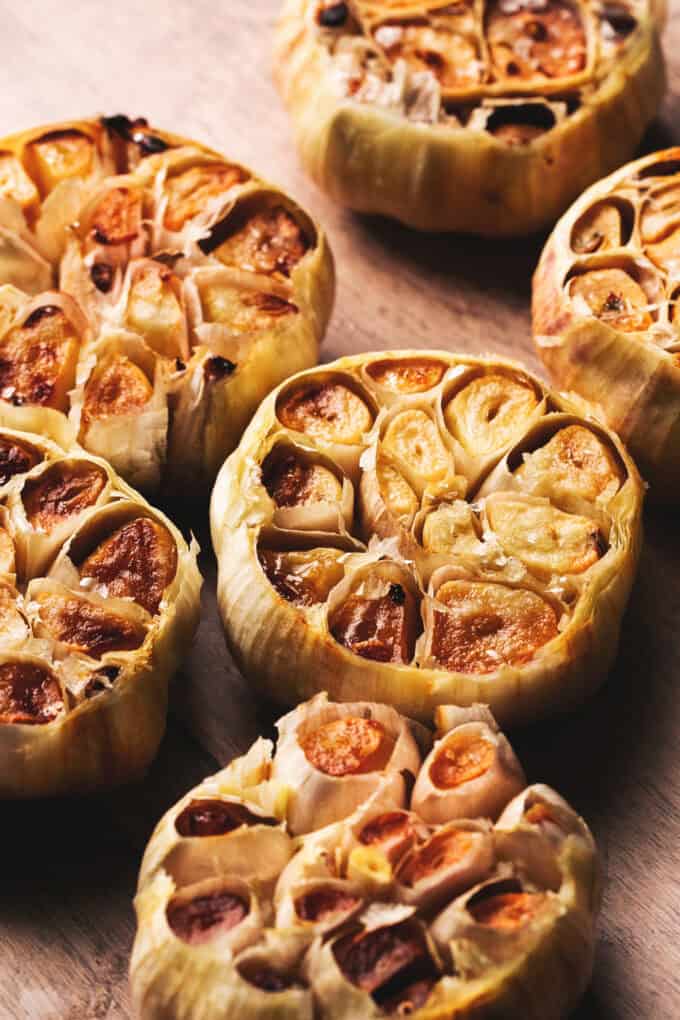 Roasted Garlic - Creme De La Crumb